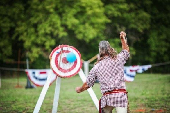How to Throw a Hatchet: A Guide for Budding Throwers - Muddy Hunting